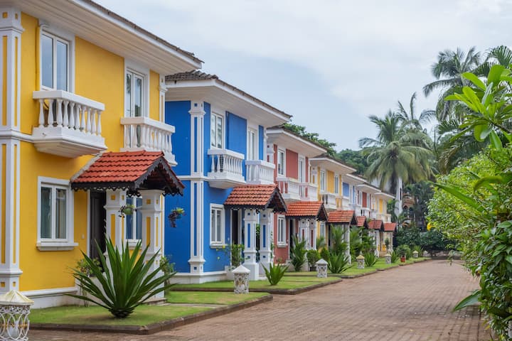 4br Villa With Pool, 10 Mins From Calangute Beach - Goa