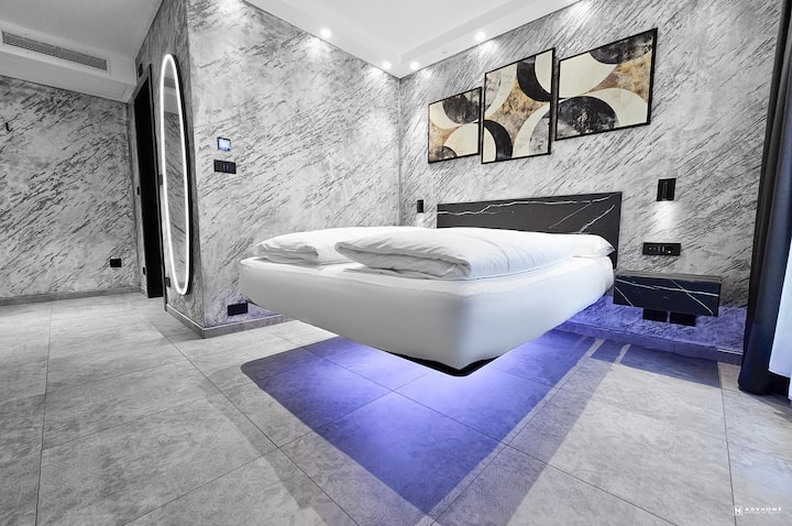 Rest - Adv Home - Bolzano, Italia