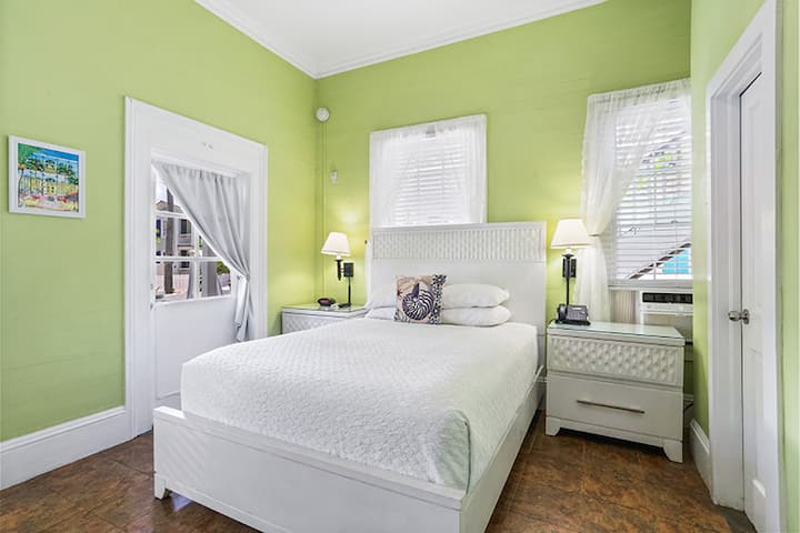 Mini Suites 102 - Key West, FL