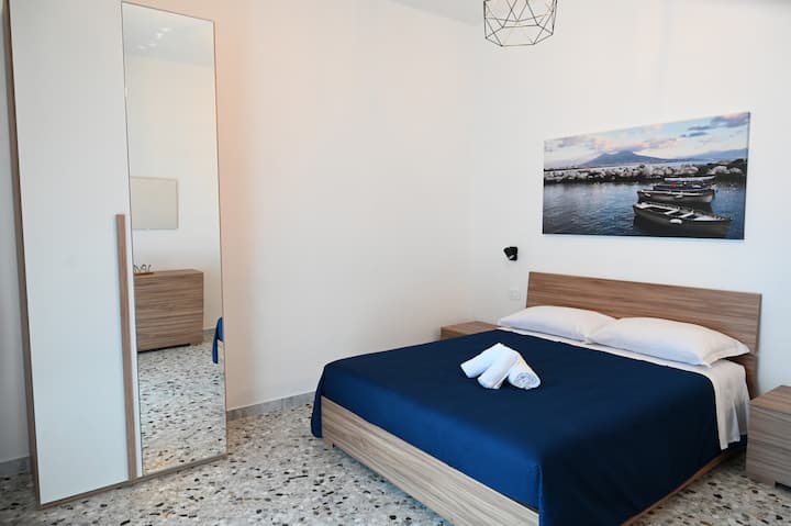 B&b Fiore Camera Quadrupla Con Bagno Privato - Salerno