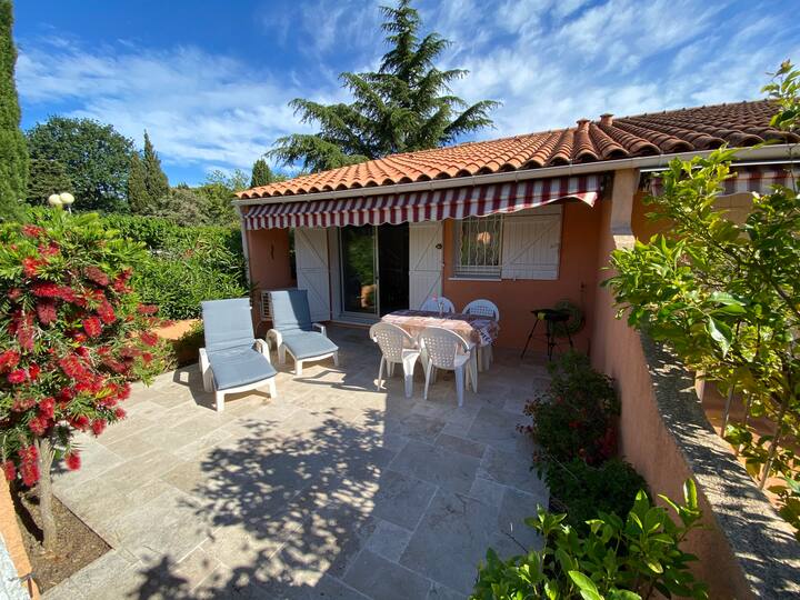 T2 Climatisé Avec Mezzanine, Wifi Sur Côte D'azur - La Favière