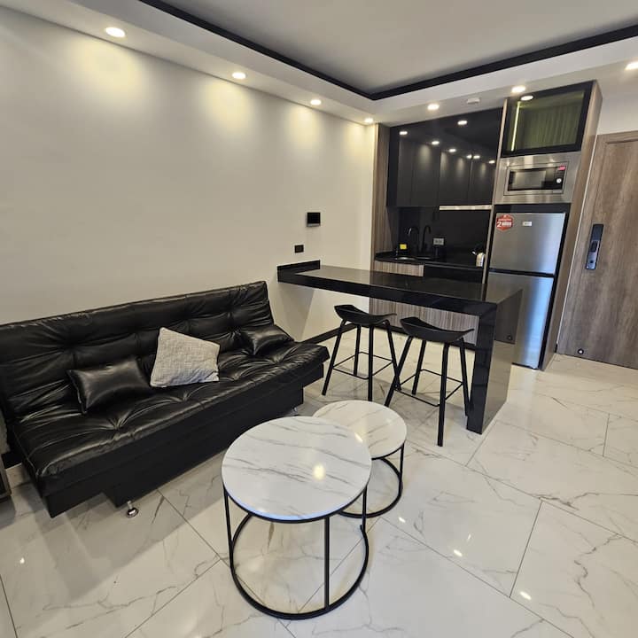 "Beautiful Luxury Apartment In Equipetrol" - Bolivia