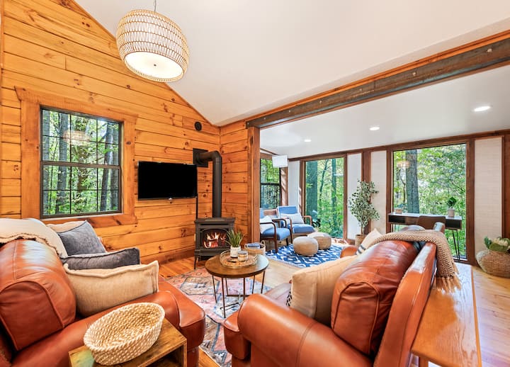 Perfect For Couples! Modern+private+hot Tub+fp - North Carolina