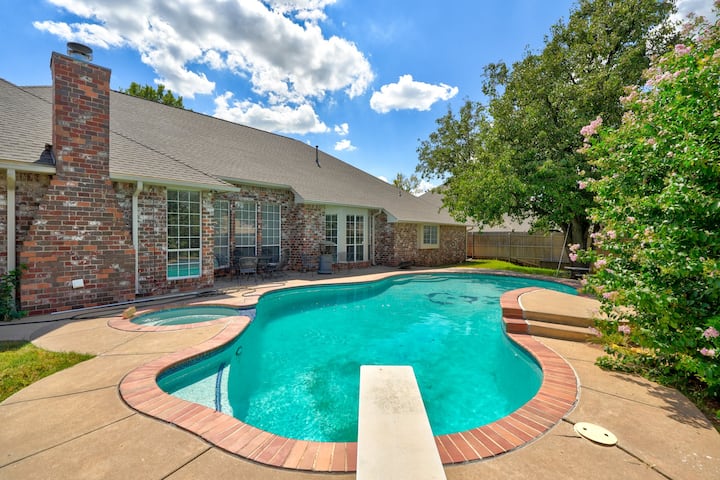 Gaillardia Golf Oasis | Tri-king |Pool| Game Room - Oklahoma City, OK