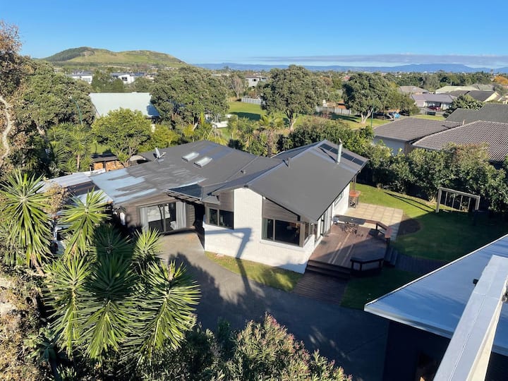 Hidden Oasis And Walk To Beach - Mount Maunganui