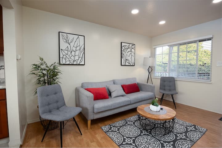 West Oakland Oasis (5) - Alameda, CA