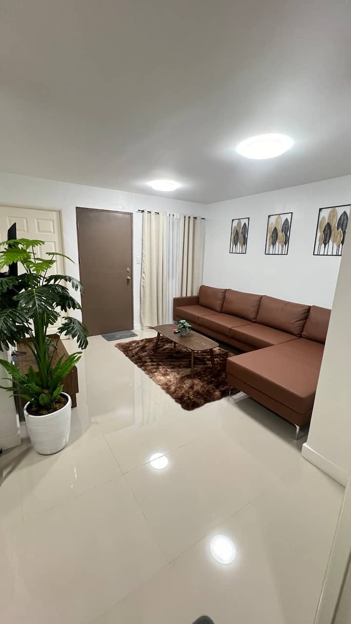 Charlie's Midori Airbnb - Antipolo