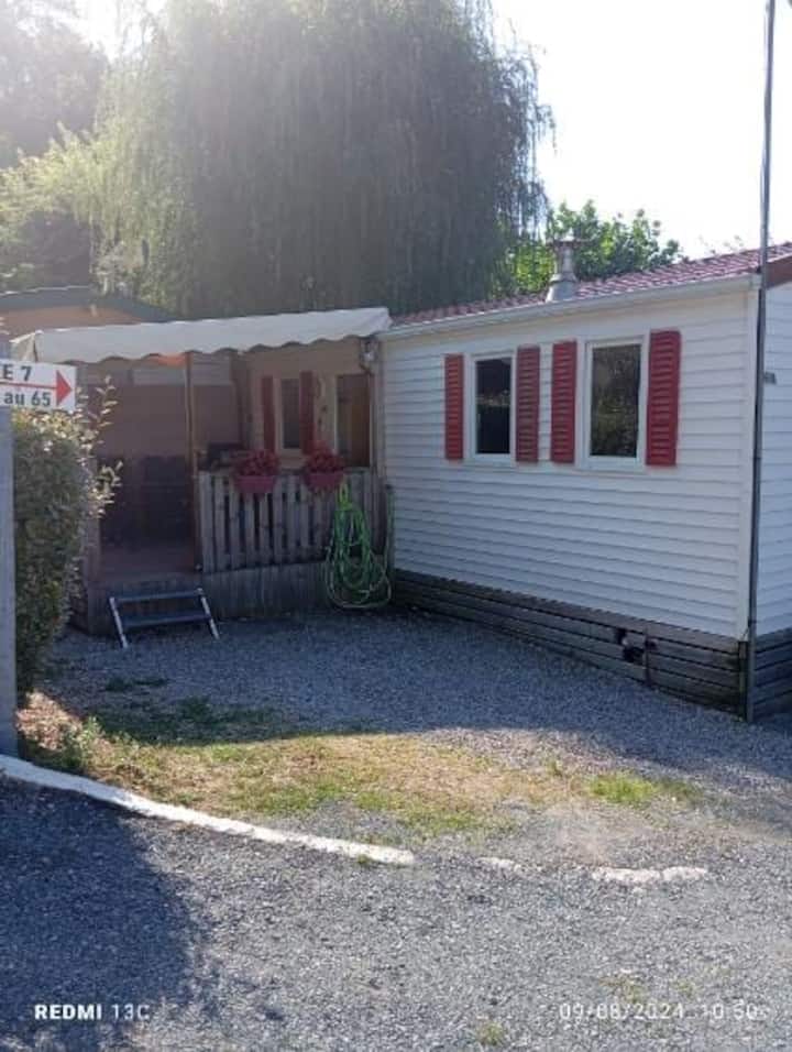 Mobilhome Pour Cures Et Vacances - Espelette