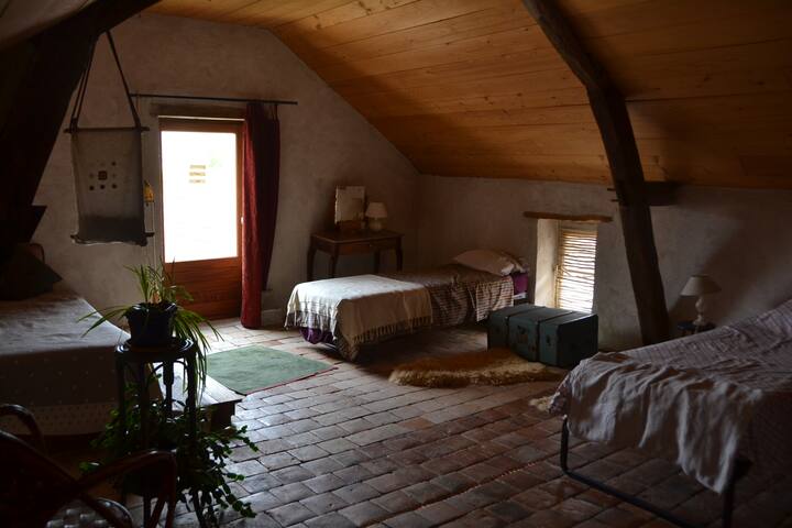 Chambre 2 Lits 1pl, Salon, Sdb , Wc Indépendants - La Roche-Posay