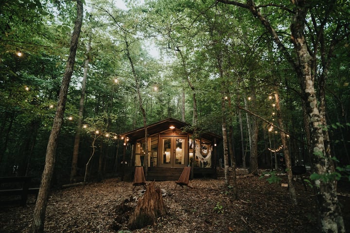 The Dogwood Lakeside Canvas Cabin Oasis - Stone Mountain, GA