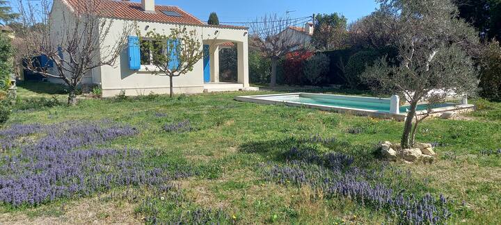 Agréable Maison Avec Piscine - Salon-de-Provence