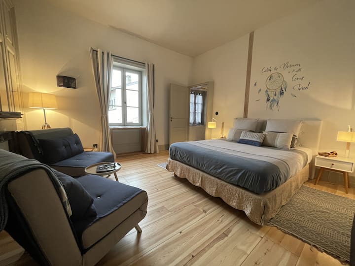 Chambre Aïko
La Maison Du Hérisson - Mâcon