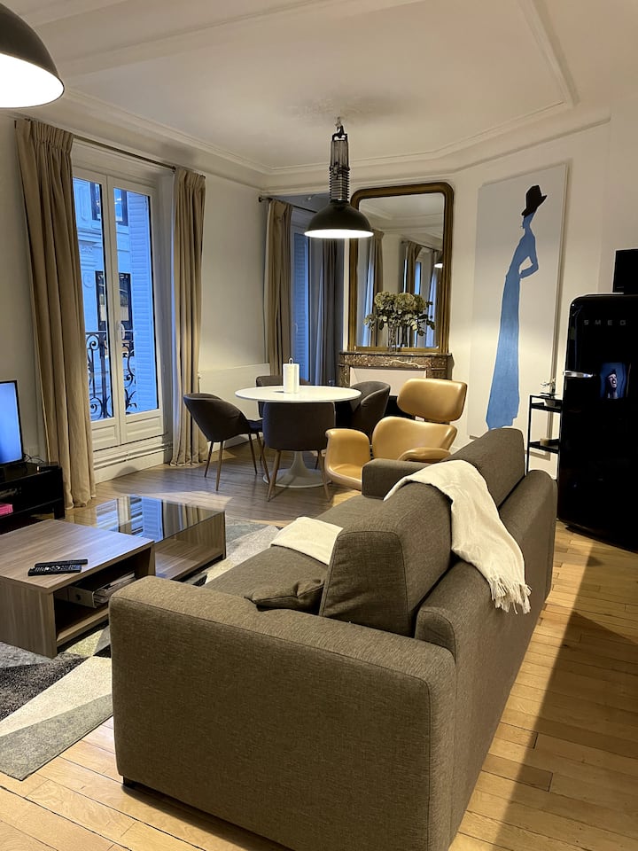 Appartement Place Des Victoires - Paris
