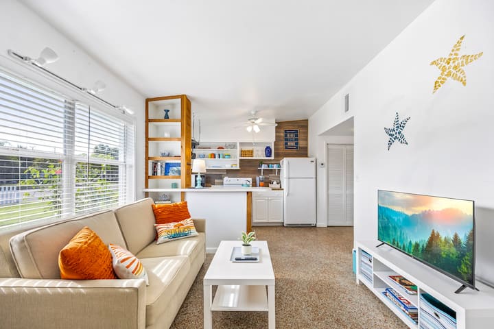 Beachside Cottage 372-walk To Beach! - Cocoa Beach, FL