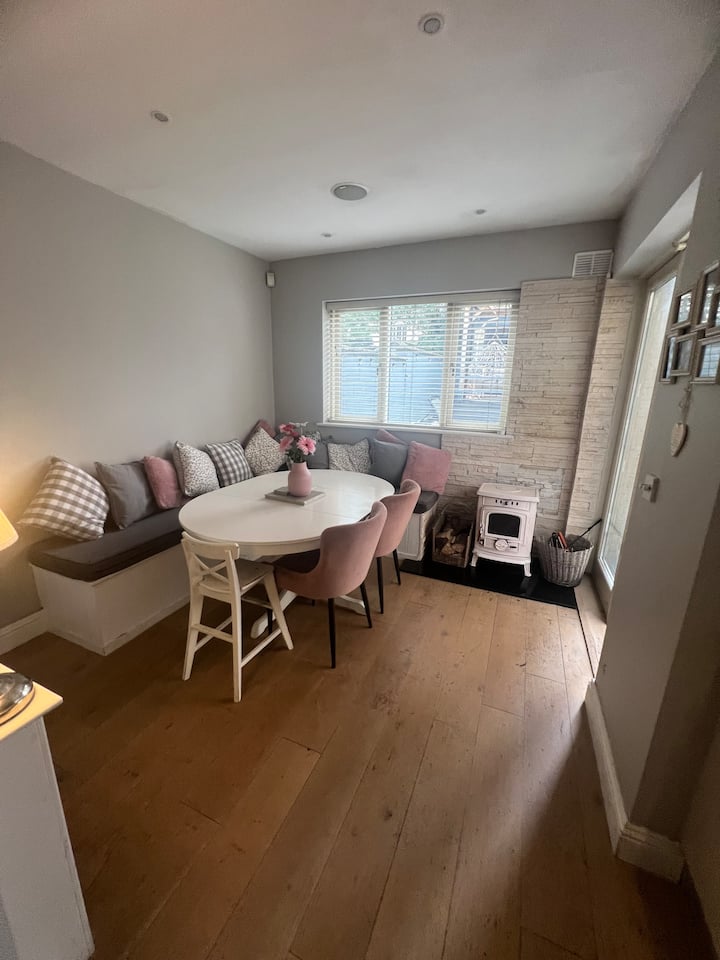 Citystays 5 Bed House Kingswood - ダブリン