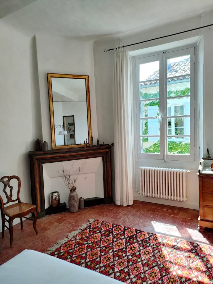 Chambres, Suite Familiale Avec Petit-déjeuners - Saint-Hippolyte-du-Fort