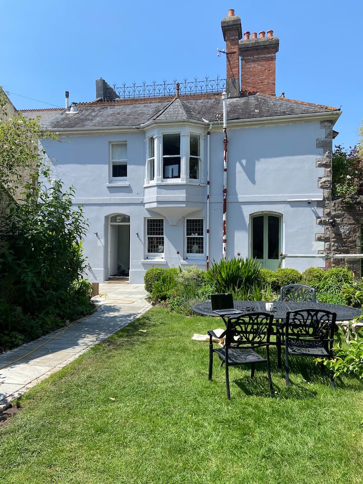 The Loft @Houndiscombe Villa - Plymouth