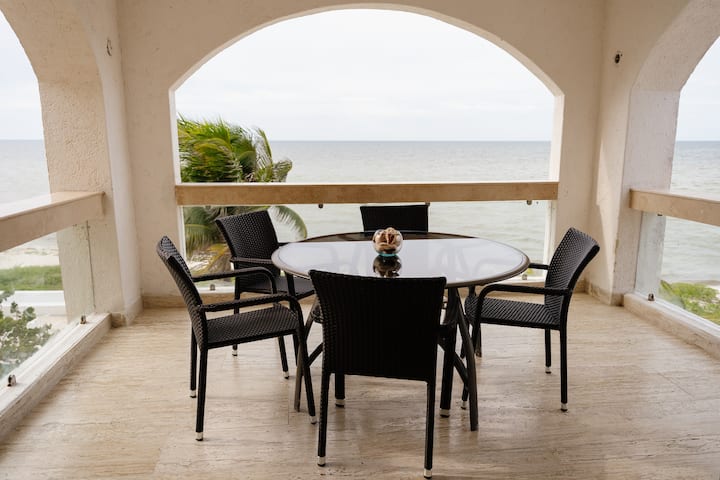 Royal, Frente Al Mar - Yucatán