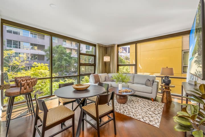 Newly Furnished 2bd Comfy Beauty Near Ballpark - Coronado, CA