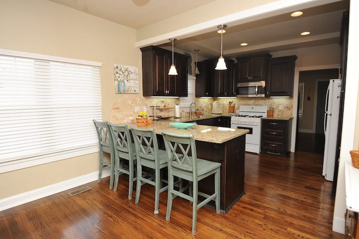 Bungalow On Main - Stillwater