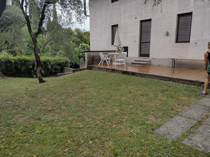 Flat With Large Pool In Gardone - Gardone Riviera