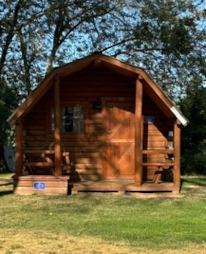 Love Nest Cabin K27 - Cedar City, UT
