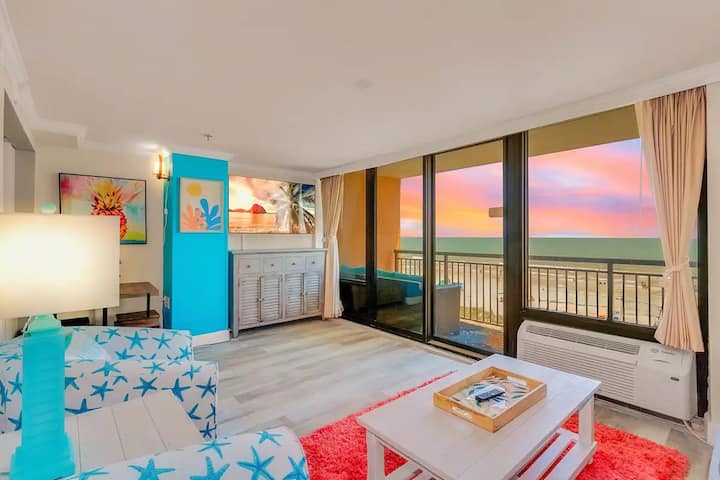 Dream Oceanfront Condo, Corner Unit, 20ft Balcony - Myrtle Beach, SC
