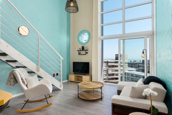 Spacious Loft Apartment In De Waterkant - Cape Town