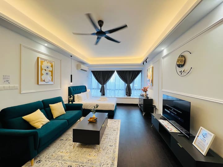 Prestige Studio Unit At R&f Seine Region By Anju - Sembawang