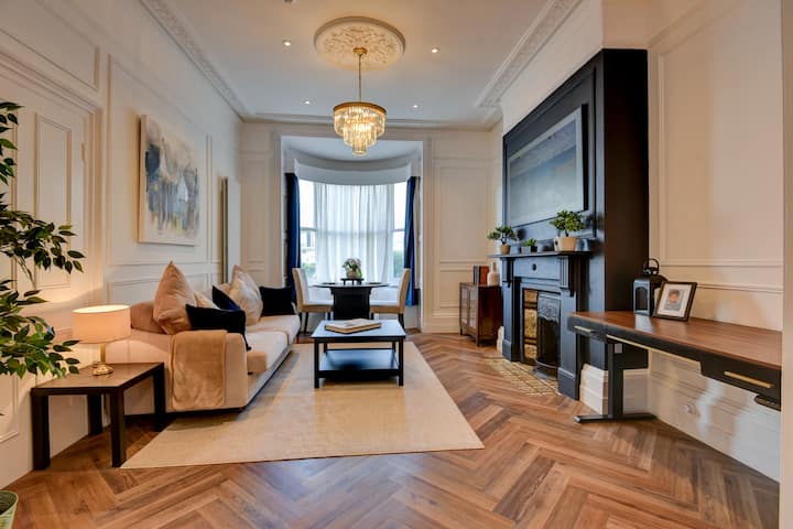 Modern One Bedroom Near The Sea - Brighton Marina
