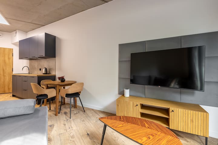 Cozy Apartment Near Warta River - Poznań