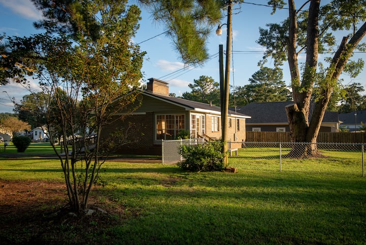 Mid-mod Bhm Privacy +Convenience - Birmingham, AL