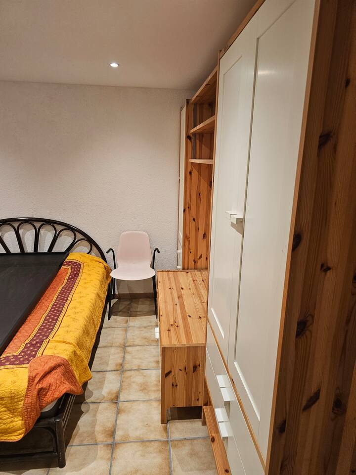 Belle Chambre Privée Dans Villa, Pour 2 Personnes - Métabief