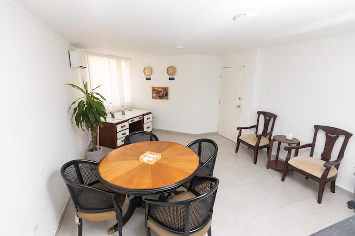 Cozy Apt+wifi+kitchen+tv+parking+ac@barranquilla - Barranquilla