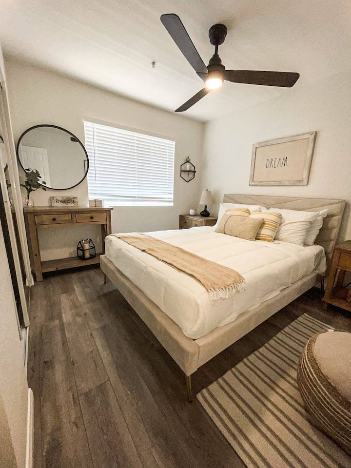 15 Min To Disney Apartment - Santa Ana, CA