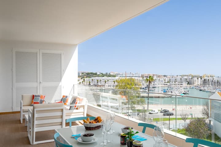 Anchor Down, Deluxe Lagos Apartment - Lagos