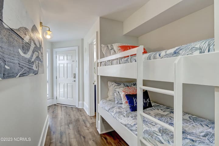 Wright To The Beach! - North Topsail Beach, NC