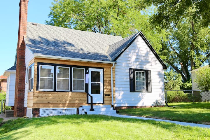 Central Omaha Gem - Omaha, NE