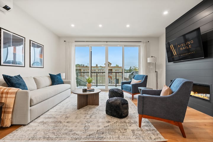 Alpine Hideaway | Foosball | Fireplace | Central - Invermere