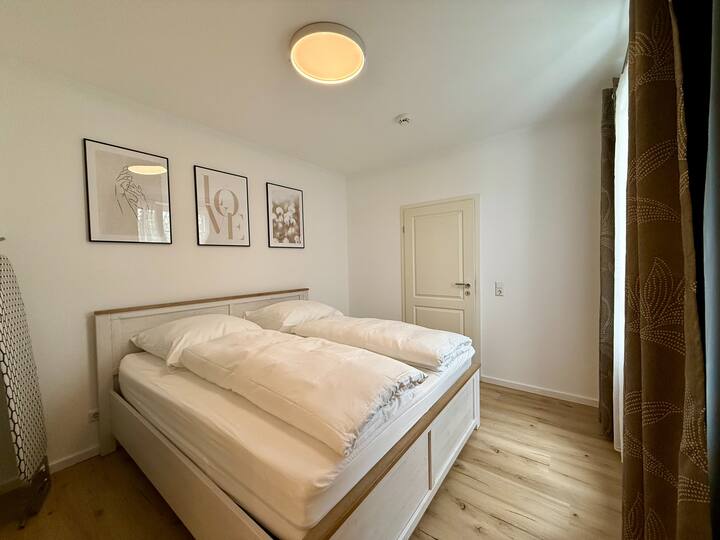 Zentrale Lage • Netflix, Disney+ - Baden-Baden