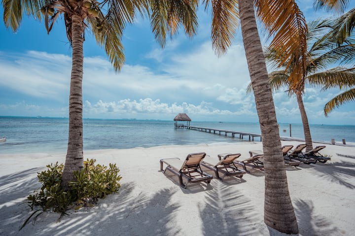 Isla Mujeres Beachfront Stay - Isla Mujeres