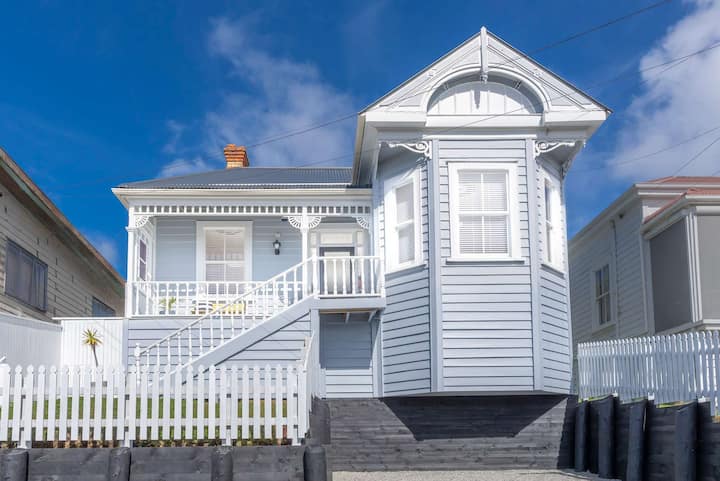 4 Bed Villa In Kingsland - Auckland