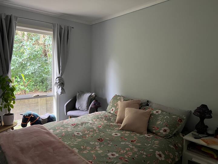 Cosy, Comfy: Home Away From Home - Lilydale