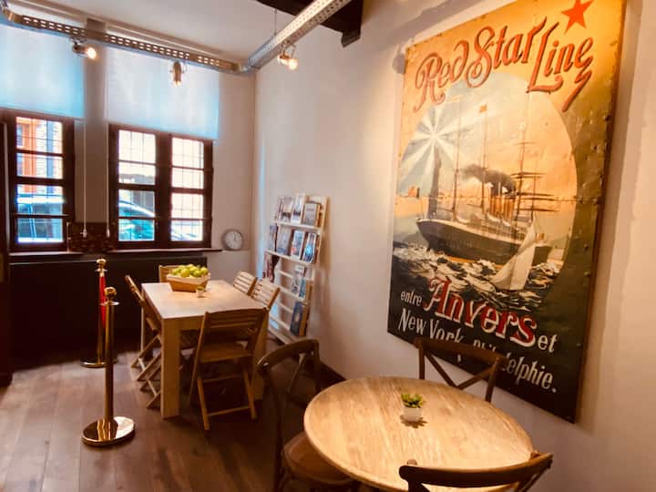Bedstarline B&b Deluxe 2 Bedroom Suite - Antwerpen