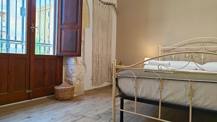 Il Sussurro Delle Nereidi, Boho-chic Apartment - Syracuse