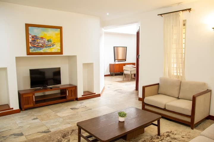 Luxury Mansion 3 Minutes From Speke Resort - Uganda