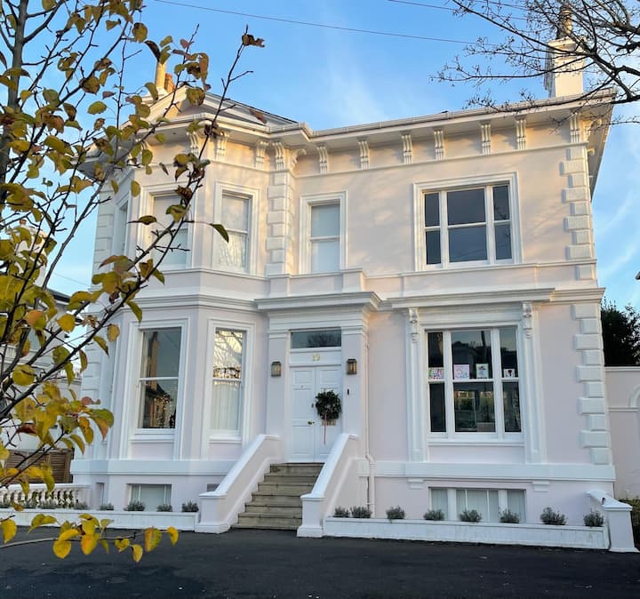 Exceptional Victorian House Prime Central Location - 로열 턴브릿지 웰스