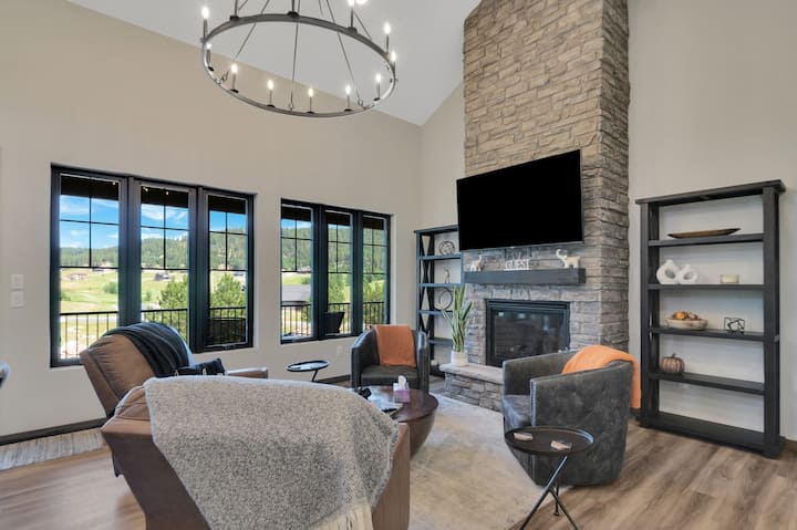 Lazy Daze- Come Relax With Us - Sturgis, SD