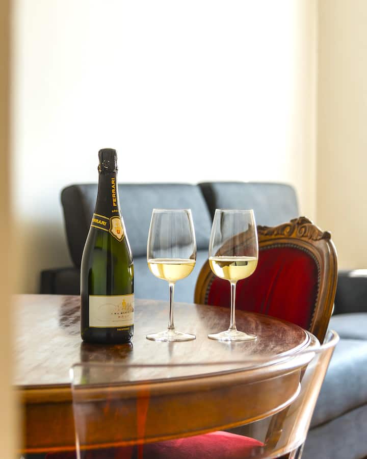 Hostly-suite Le Maioliche-charme In Town Center - Pise