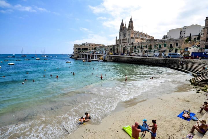 Duplex House Spinola Bay - Malta